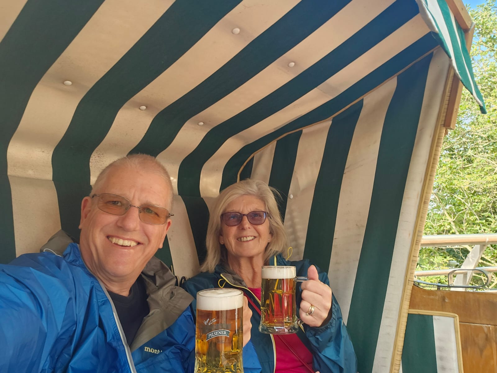 2. The Devils Day | Linda and Jon - Our continuing voyages....